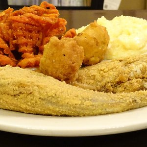 RUSTY PIG BBQ - Updated June 2025 - 17 Photos & 34 Reviews - 600 N ...