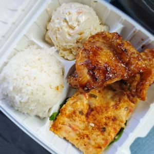 PONGO’S KITCHEN - 425 Photos & 210 Reviews - 414 Mokauea St, Honolulu ...