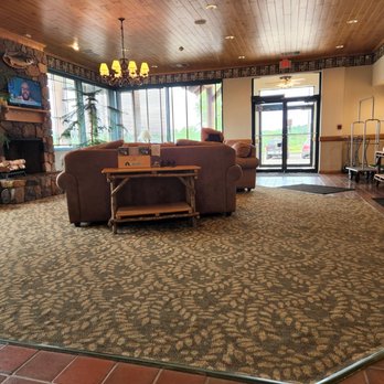 QUALITY INN - Updated October 2025 - 25 Photos & 19 Reviews - 668 West ...