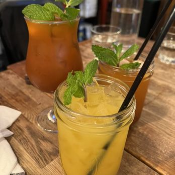 ZOOB ZIB THAI AUTHENTIC NOODLE BAR - Updated May 2025 - 842 Photos ...