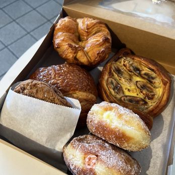 PATISSERIE BY SIMONE - Updated September 2025 - 274 Photos & 197 ...