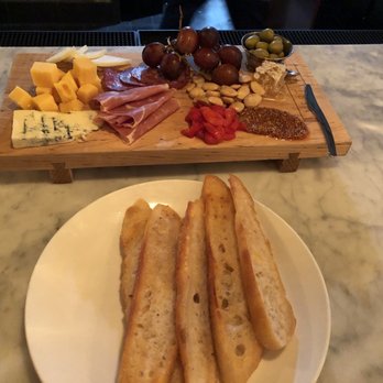 VERTICAL DETROIT - 494 Photos & 428 Reviews - 1538 Centre St, Detroit ...