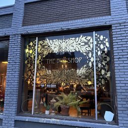 THE BUN SHOP - Updated April 2026 - 539 Photos & 643 Reviews - 239 W ...