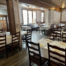 THE SLOUGH HOUSE KITCHEN - Updated December 2025 - 200 Photos & 243 ...