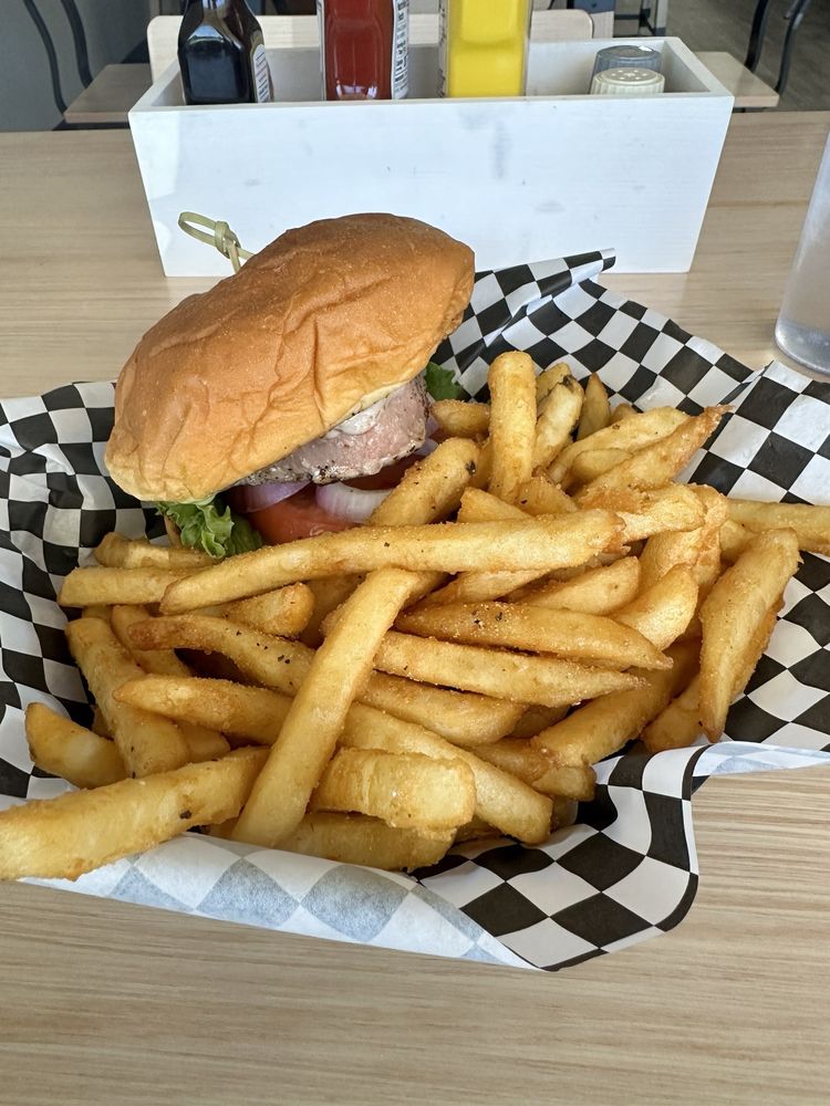 POINT BREAK CAFE - Updated May 2024 - 3916 Portsmouth Blvd, Chesapeake ...