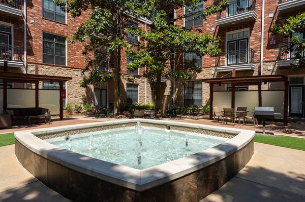 THE AUGUSTA APARTMENTS IN THE GALLERIA AREA OF HOUSTON - Updated May ...