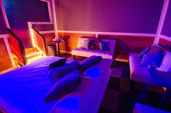 THE PENDULUM CLUB - Updated December 2025 - 10 Photos & 26 Reviews ...