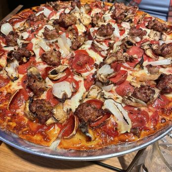 JT’S PIZZA & PUB - GRANDVIEW HEIGHTS - Updated June 2025 - 37 Photos ...