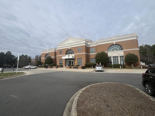 CHARLOTTE MECKLENBURG LIBRARY - SOUTHPARK REGIONAL - Updated October ...