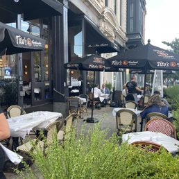 AQUITAINE - Updated June 2025 - 716 Photos & 1050 Reviews - 569 Tremont ...