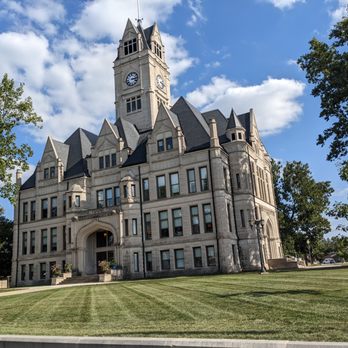 JASPER COUNTY COURTHOUSE - Updated July 2024 - 115 W Washington St ...