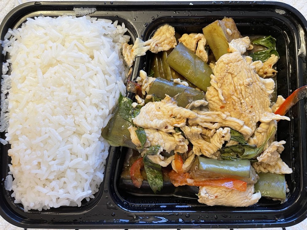 BANGKOK CHEF - MANOA - 334 Photos & 314 Reviews - Thai - 2955 E Manoa ...