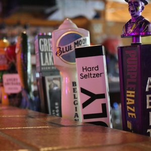 TEXAS ROADHOUSE - Updated October 2025 - 18 Photos - 2920 Oakland Ave ...