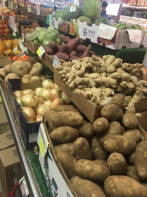 KJ PRODUCE MARKET - 12 Photos & 19 Reviews - 400 Irving St, San ...