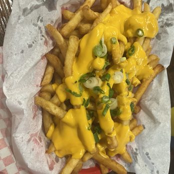 BURGER 82 - Updated January 2025 - 156 Photos & 182 Reviews - 880 W ...