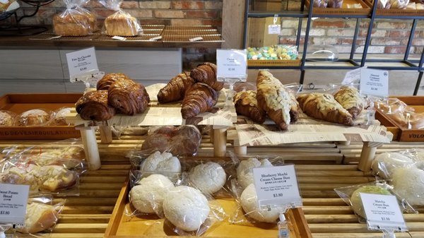 WOW BAKERY - 46 Photos & 19 Reviews - 108-5809 Macleod Trail SW ...