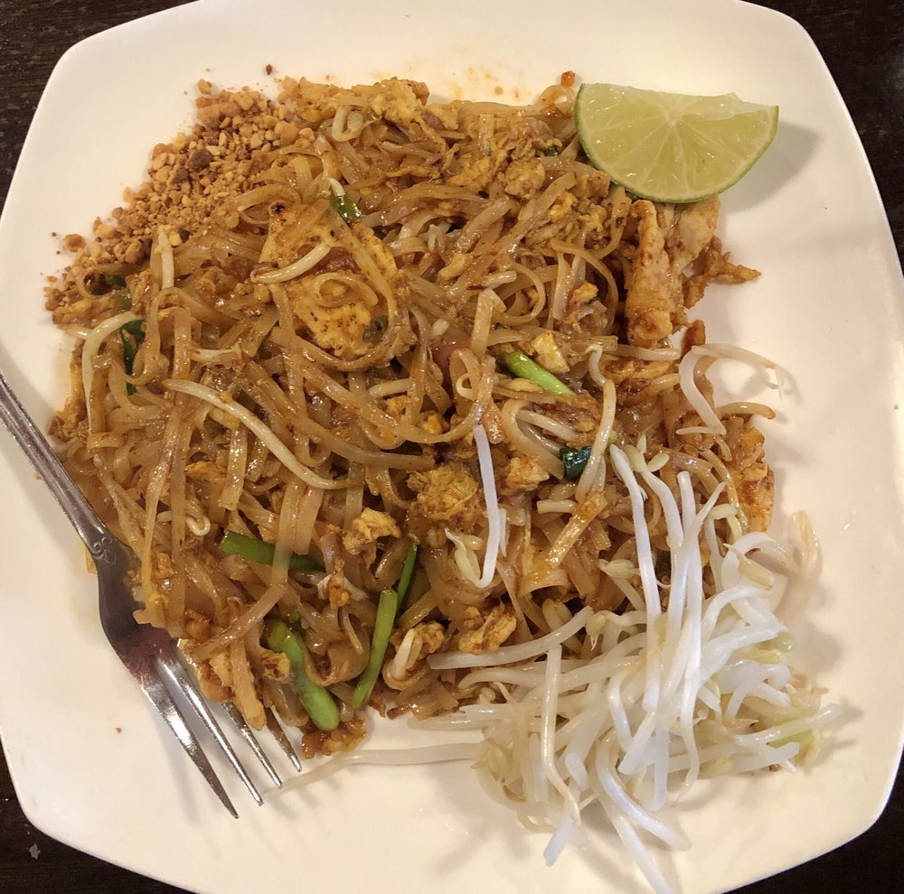 THAI PIN - 342 Photos & 272 Reviews - 560 Lawrence Sq Blvd S ...