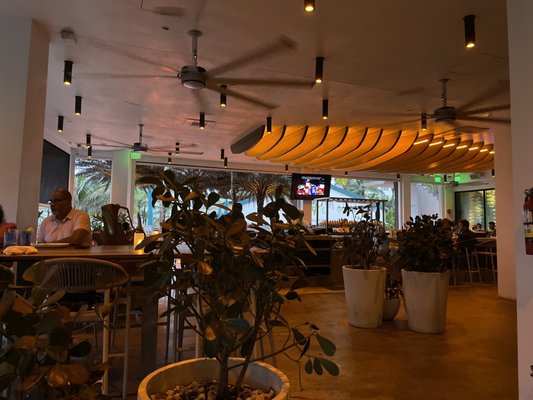 OCEANIC - 1017 Photos & 715 Reviews - 250 North Pompano Beach Blvd ...