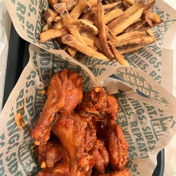 WINGSTOP - Updated December 2024 - 15 Photos & 17 Reviews - 4111 ...
