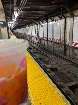 THE N TRAIN - Updated November 2024 - 88 Photos & 117 Reviews - Astoria ...