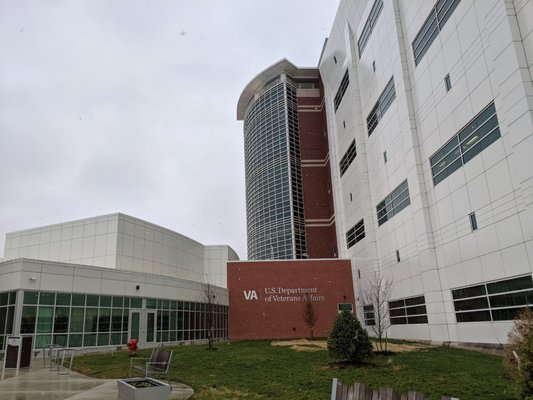 VA ANN ARBOR HEALTHCARE SYSTEM - Updated December 2025 - 35 Photos & 20 ...
