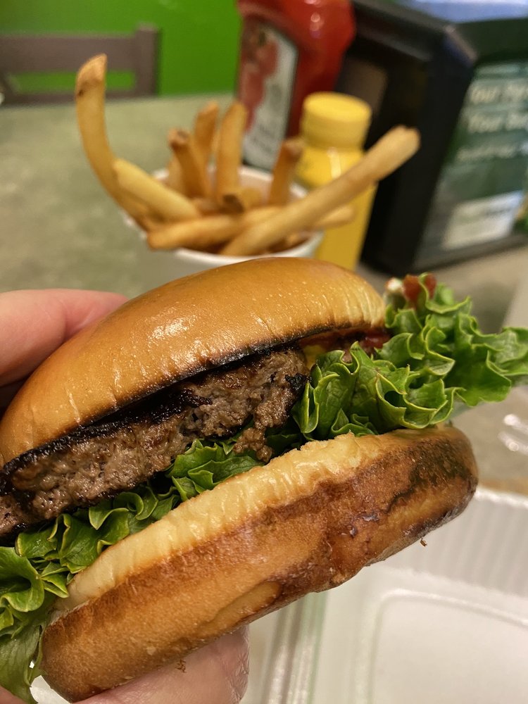 FRESH PRESS BURGER PARLOR - Updated March 2025 - 78 Photos & 213 ...