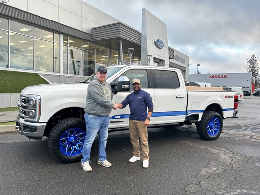 WENDLE FORD - Updated October 2025 - 38 Photos & 117 Reviews - 9000 N ...