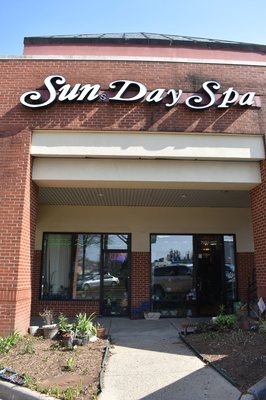 SUN’S DAY SPA - Updated July 2025 - 17 Photos & 104 Reviews - 7031 ...