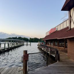 MIKE’S BAR & CRAB HOUSE - Updated October 2025 - 1323 Photos & 1310 ...