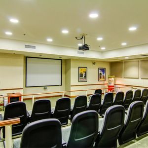 BAYLIS MEDICAL BUILDING - Updated May 2025 - 747 N Rutledge St ...