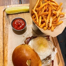 FINNEYS CRAFTHOUSE - PORTER RANCH - Updated July 2025 - 1459 Photos ...