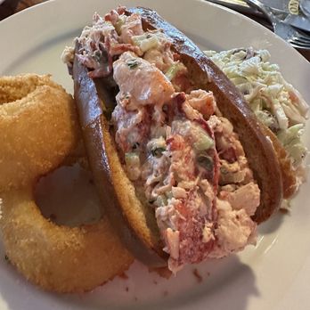 SANTA BARBARA SHELLFISH COMPANY - Updated 2024 - 5899 Photos & 2911 ...