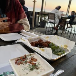 PIER 14 RESTAURANT & LOUNGE - Updated October 2025 - 981 Photos & 1048 ...