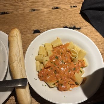 OLIVE GARDEN ITALIAN RESTAURANT - Updated December 2025 - 68 Photos ...