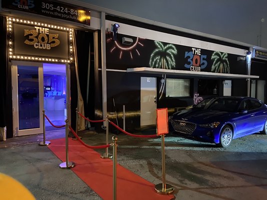 THE 305 CLUB - Updated July 2025 - 140 Photos - 8770 SW 131st St, Miami ...
