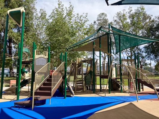 PARTHENIA PARK - Updated September 2025 - 20 Photos - 21400 Parthenia ...