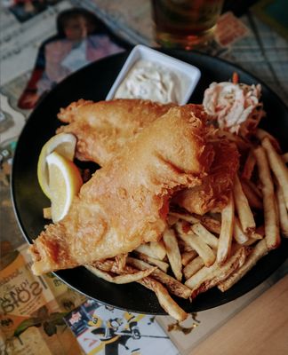 BURT’S BAR LONDON - Updated December 2025 - 629 Richmond Street, London ...