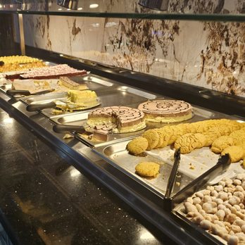 EAT WELL MODERN BUFFET - Updated January 2025 - 73 Photos & 41 Reviews ...