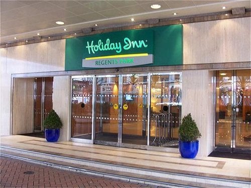 HOLIDAY INN - Updated October 2024 - 24 Photos & 21 Reviews - Carburton ...