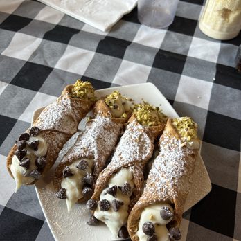 RIZZO’S PIZZERIA AND GRILL - 46 Photos & 24 Reviews - 5821 E Charleston ...