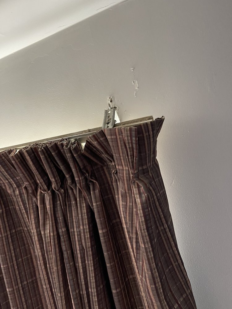 DAYS INN BY WYNDHAM HENDERSONVILLE - Updated November 2024 - 33 Photos ...