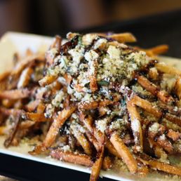 SHOTTI’S POINT CHARM CITY - 88 Photos & 64 Reviews - 701 E Fort Ave ...