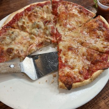 D’AGOSTINO’S PIZZA AND PUB - Updated December 2025 - 130 Photos & 104 ...