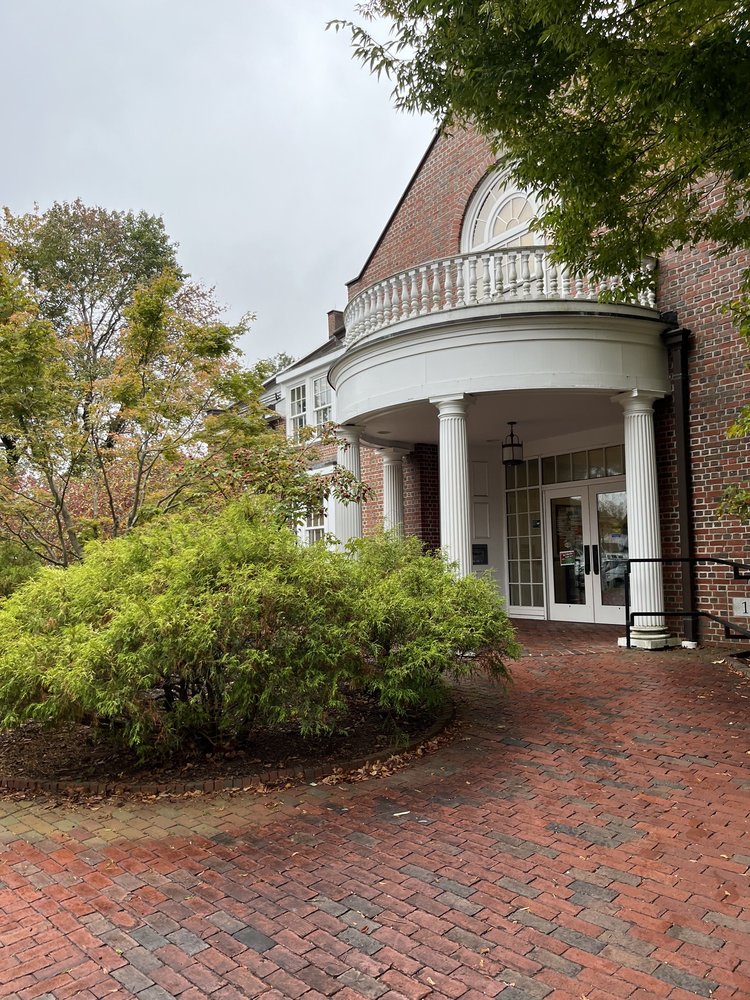 MEDFIELD PUBLIC LIBRARY - Updated October 2025 - 18 Photos - 468 Main ...