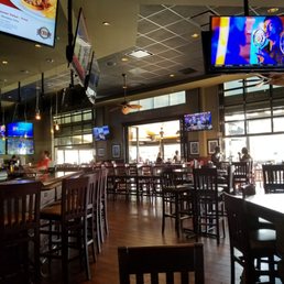 HICKORY TAVERN - Updated June 2025 - 99 Photos & 139 Reviews - 2674 ...