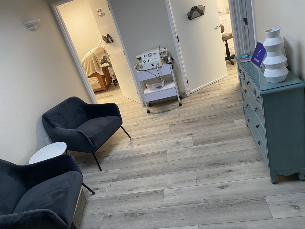 CREEKSIDE DAY SPA & SKIN CENTER - Updated April 2025 - 10 Photos & 28 ...