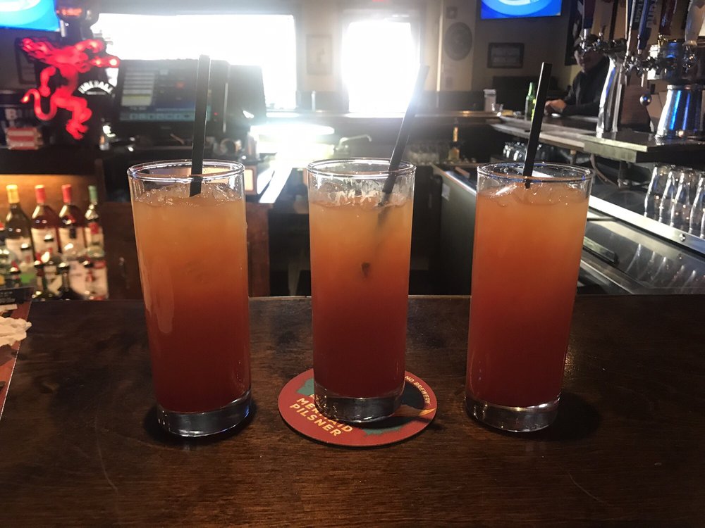 PADDY WHACKS IRISH SPORTS PUB - WELSH ROAD - 51 Photos & 48 Reviews ...