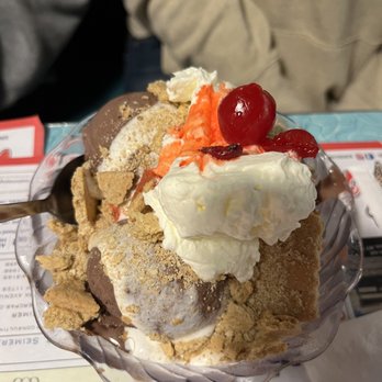 KRISCH’S RESTAURANT & ICE CREAM PARLOUR - 328 Photos & 484 Reviews - 11 ...