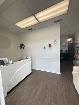 THE FACIAL BEE - Updated May 2026 - Request an Appointment - 415 ...