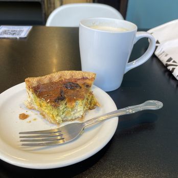 THE COMMON CUP - Updated March 2025 - 87 Photos & 262 Reviews - 1501 W ...